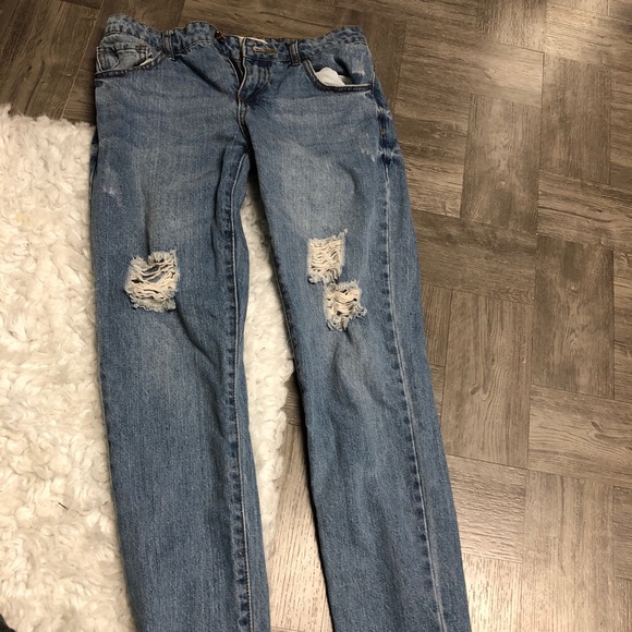 Forever 21 | Jeans | Ripped Distressed Jeans | Poshmark